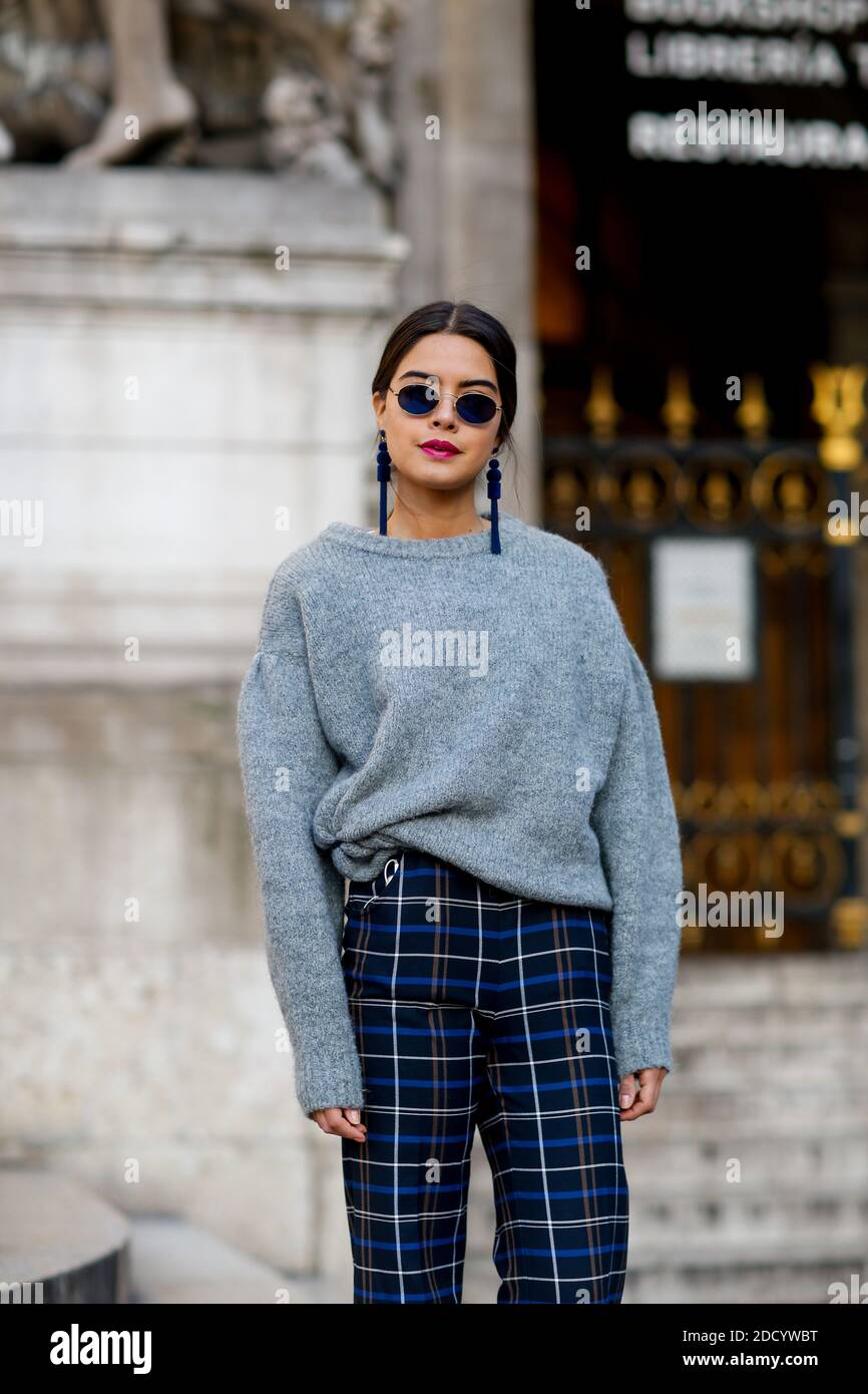 Street style, arriving at Stella McCartney Fall-Winter 2018-2019 show ...
