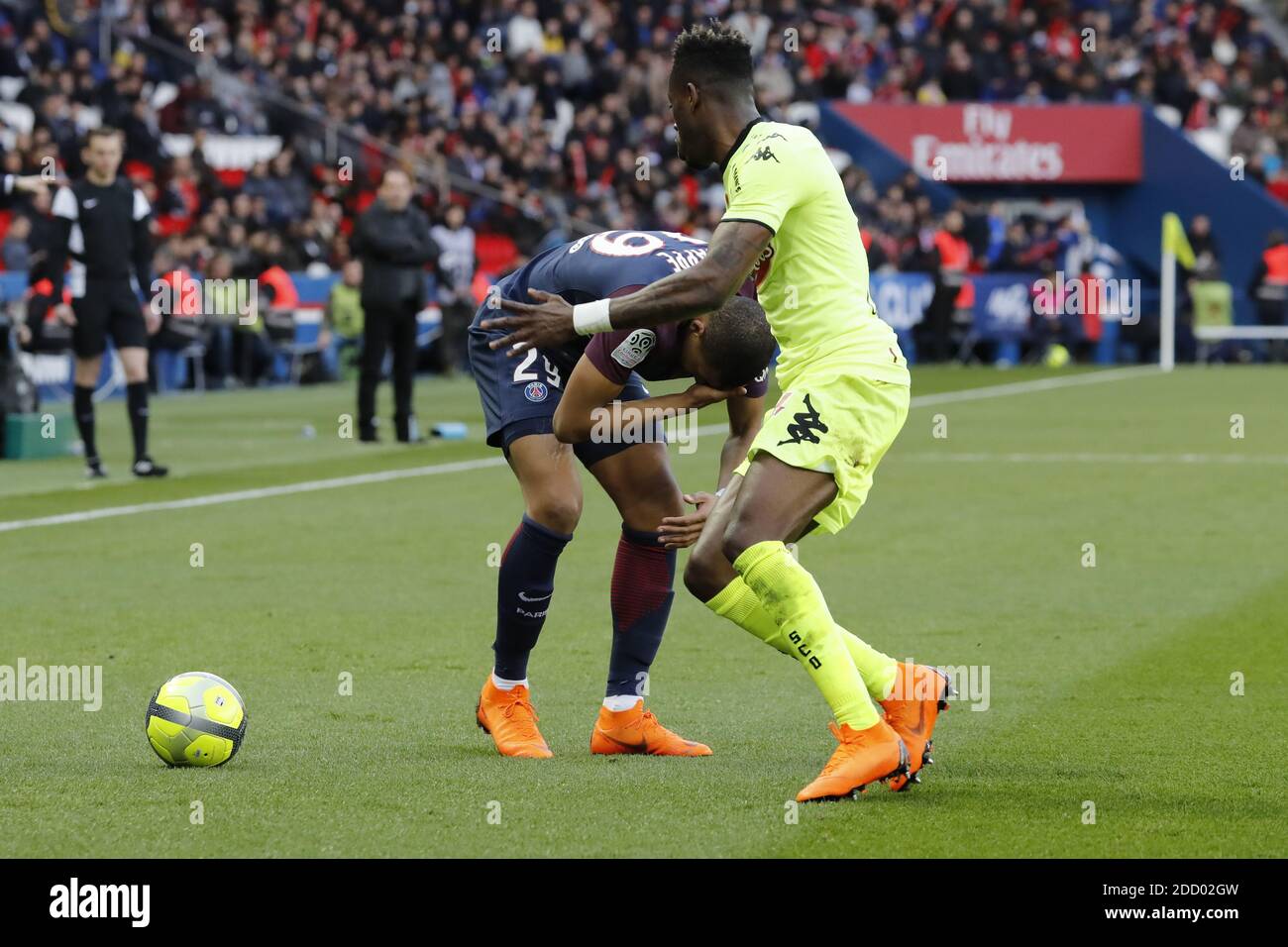 PSG's Kylian Mbappe is wounded in a eye by Angers's Abdoulaye Bamba ...