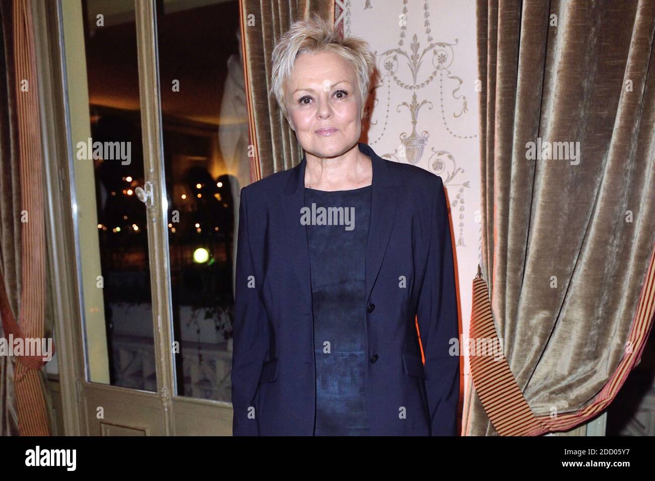 Exclusif - Muriel Robin assiste au diner La Chaine de l'Espoir organise ...