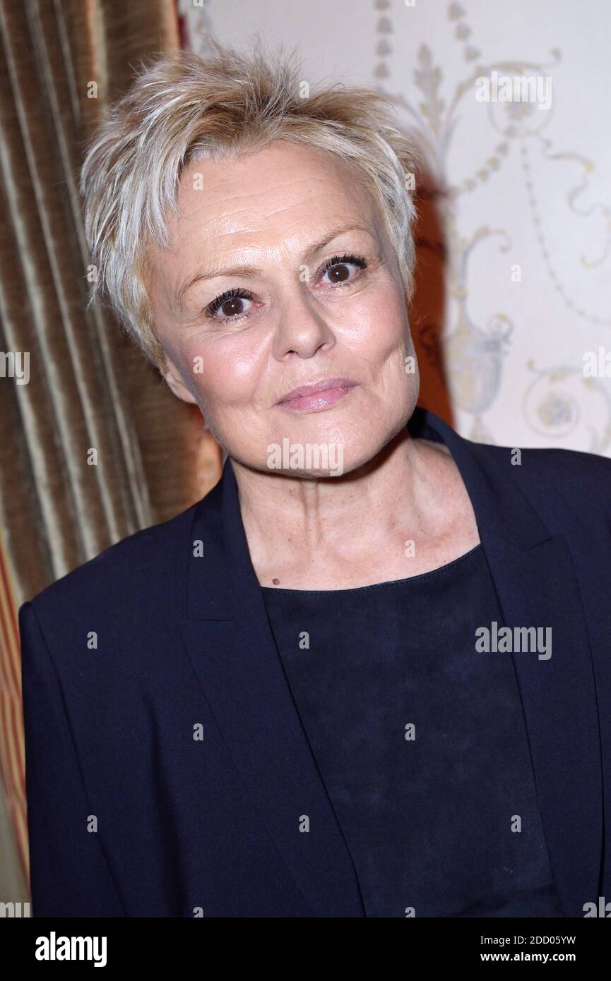 Exclusif - Muriel Robin assiste au diner La Chaine de l'Espoir organise ...