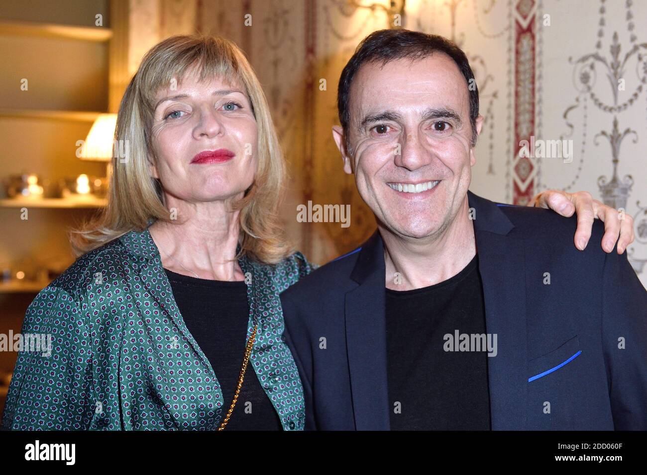 Exclusif - Thierry Beccaro et sa femme Emmanuelle Beccaro assistent au ...