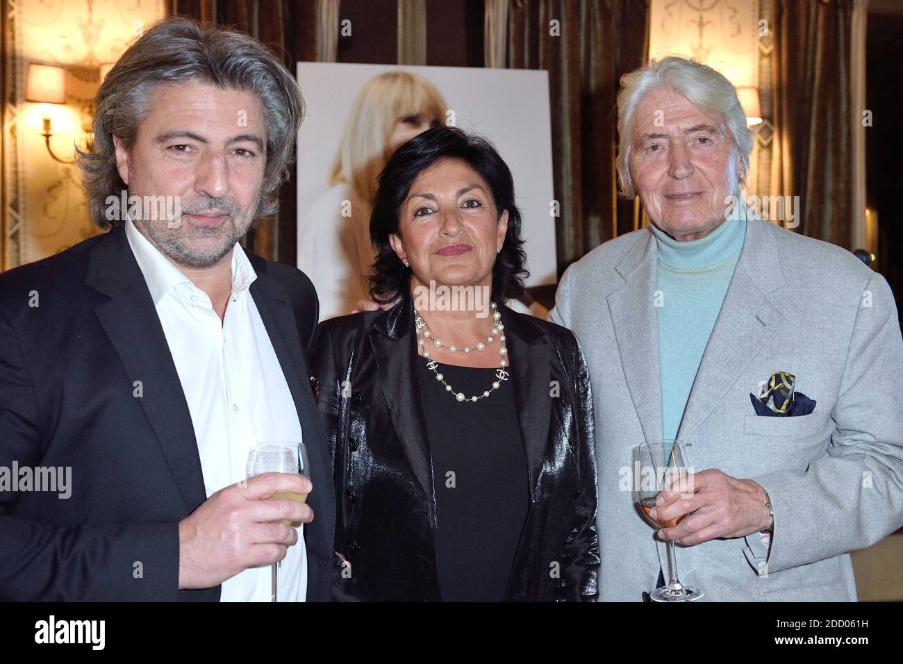 Exclusif - Arnaud Cornette de Saint Cyr, Marie-Claude Santini et Pierre ...