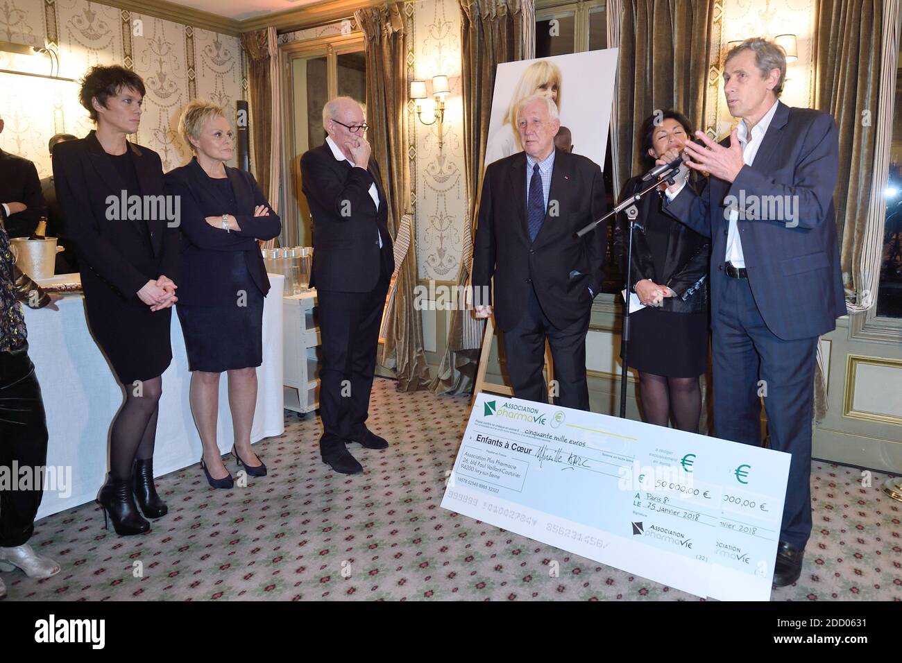 Exclusif - Anne Le Nen, Muriel Robin, Pascal Desprez, Professeur Alain ...