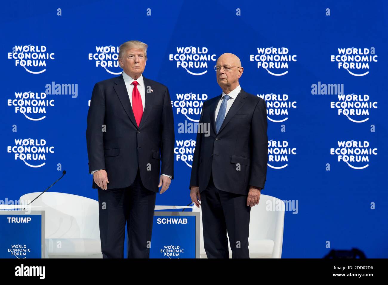 Trump speaking at world economic forum hi-res stock photography and ...