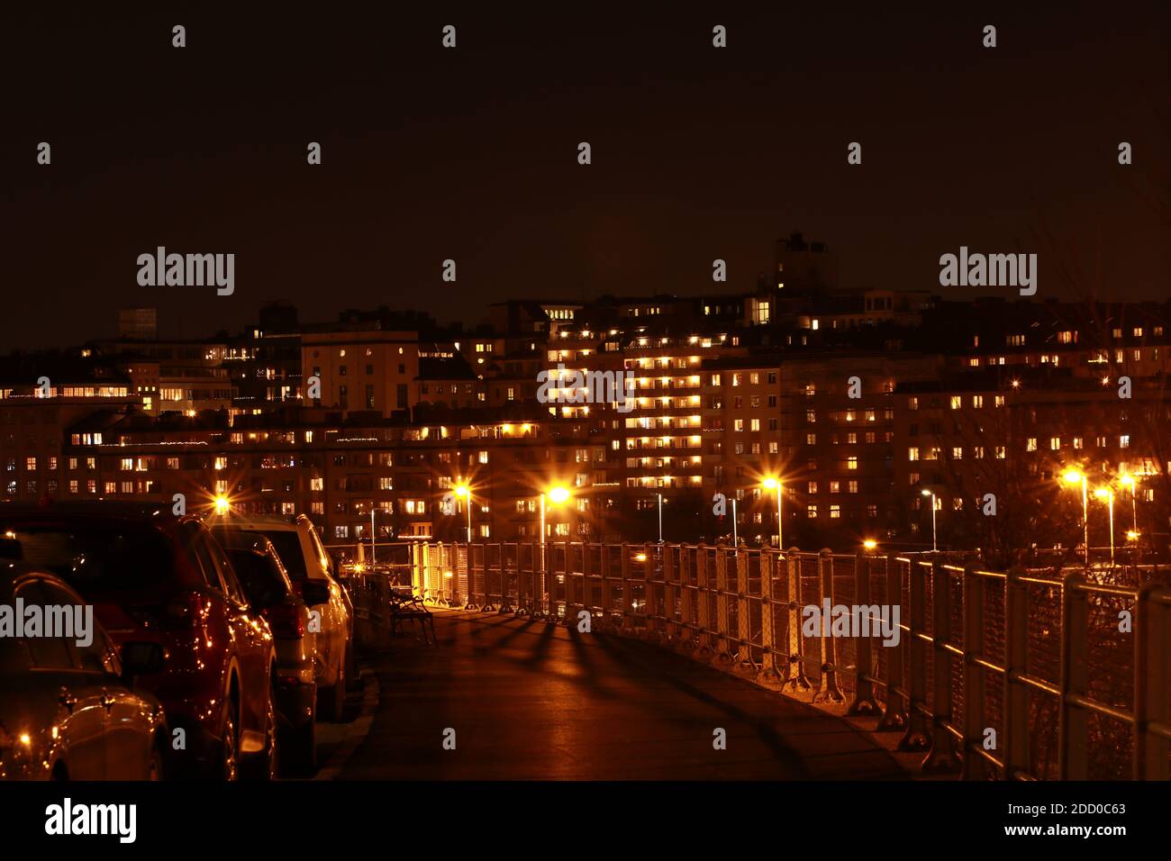 Empty sidewalk hi-res stock photography and images - Alamy