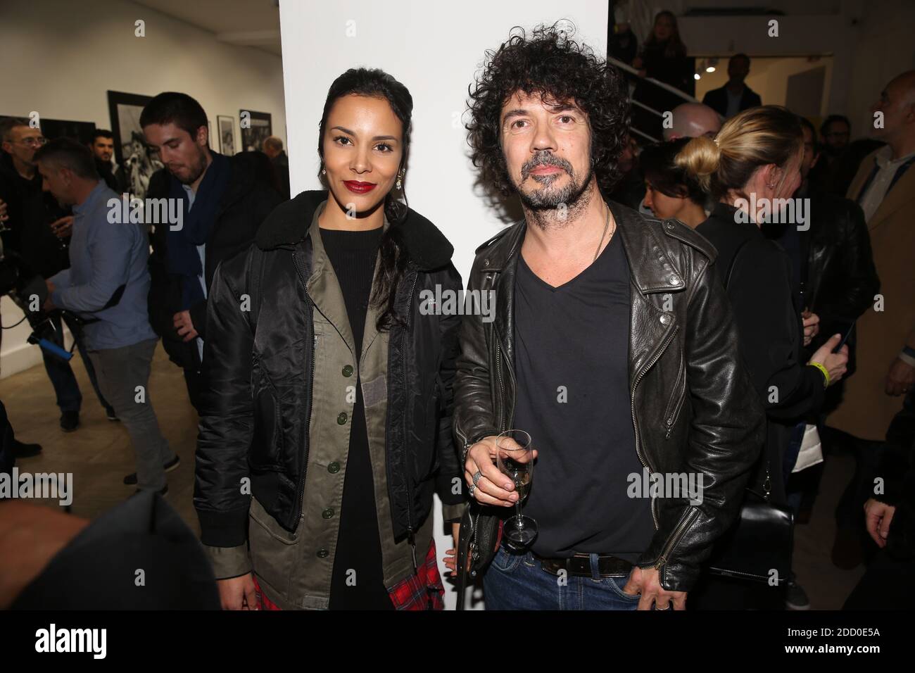 Shy'm et Yarol Poupaud lors du vernissage de l'exposition 'The Spirit ...
