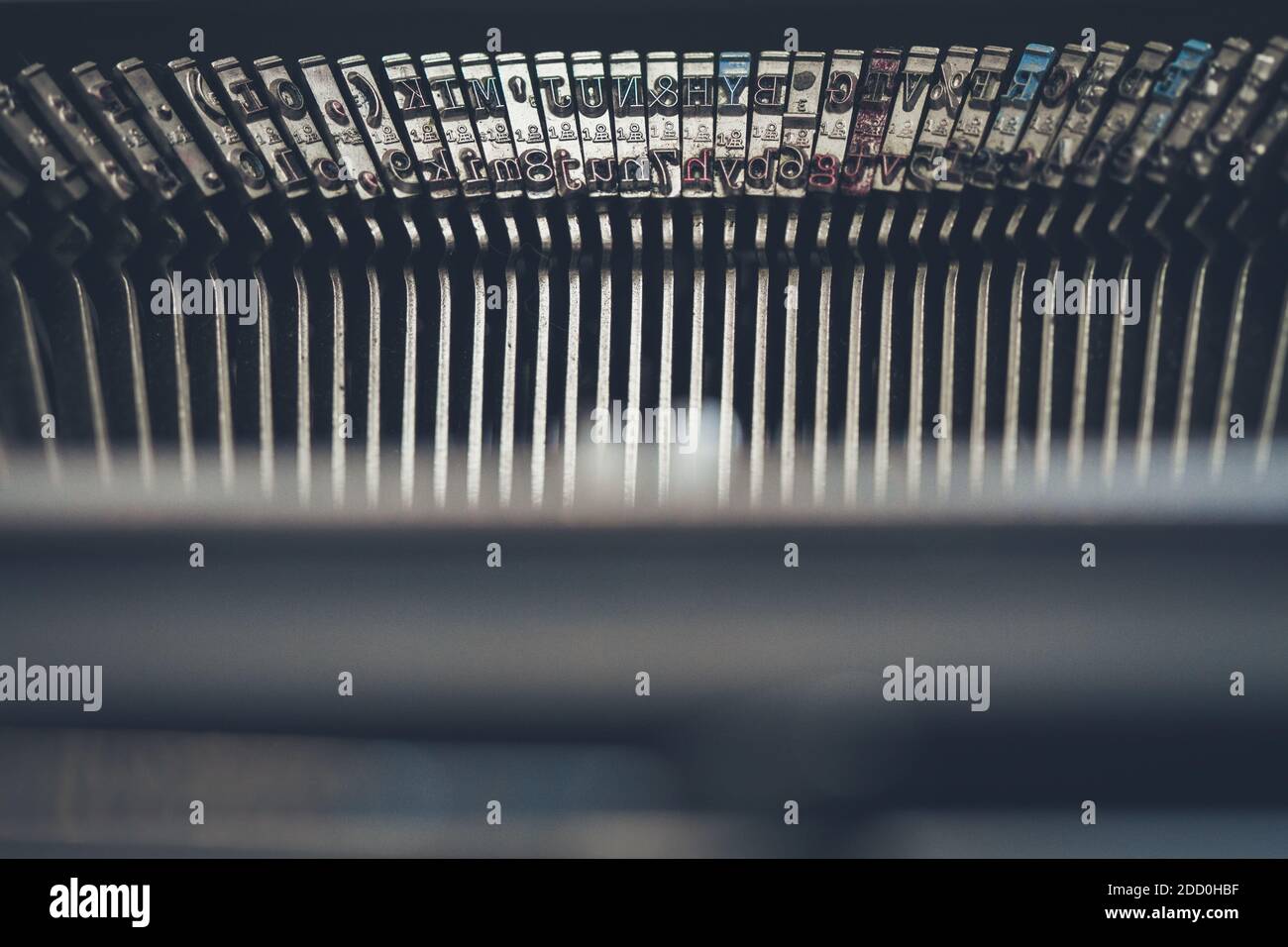 The inside of a vintage 90's journalist agent typewriter Stock Photo ...