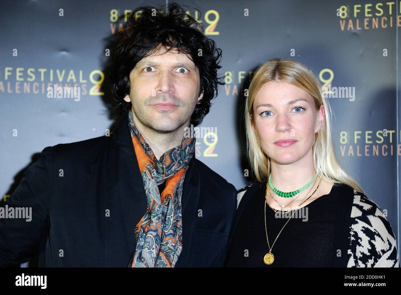 Julien Hallard et Mona Walravens assistent a la Ceremonie de Cloture du ...