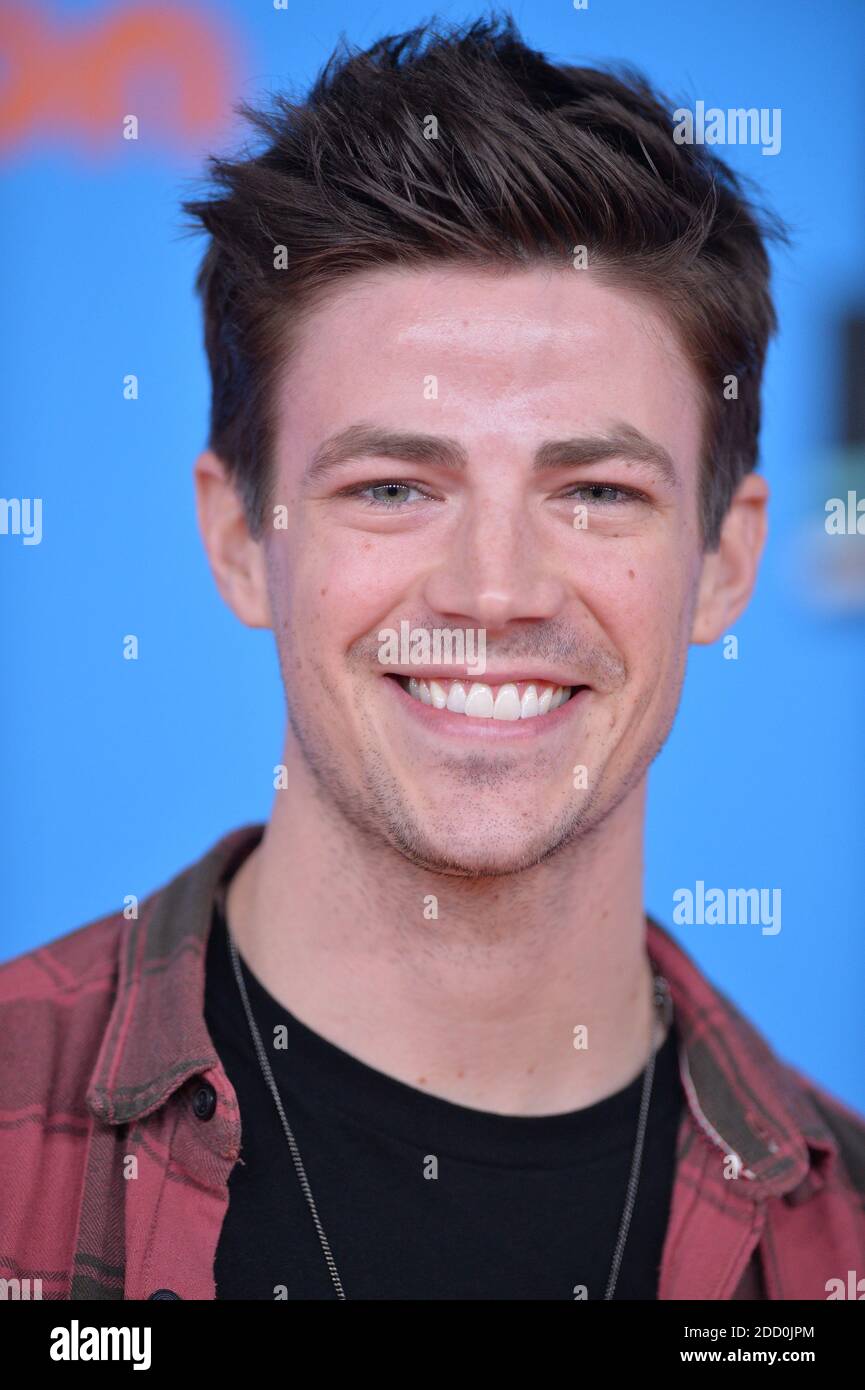 Grant Gustin