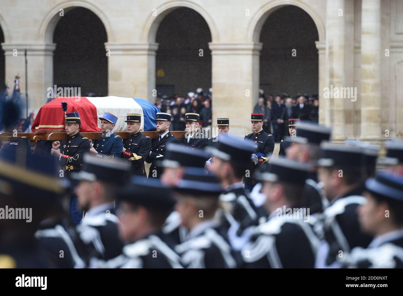 French army cadets hi-res stock photography and images - Alamy