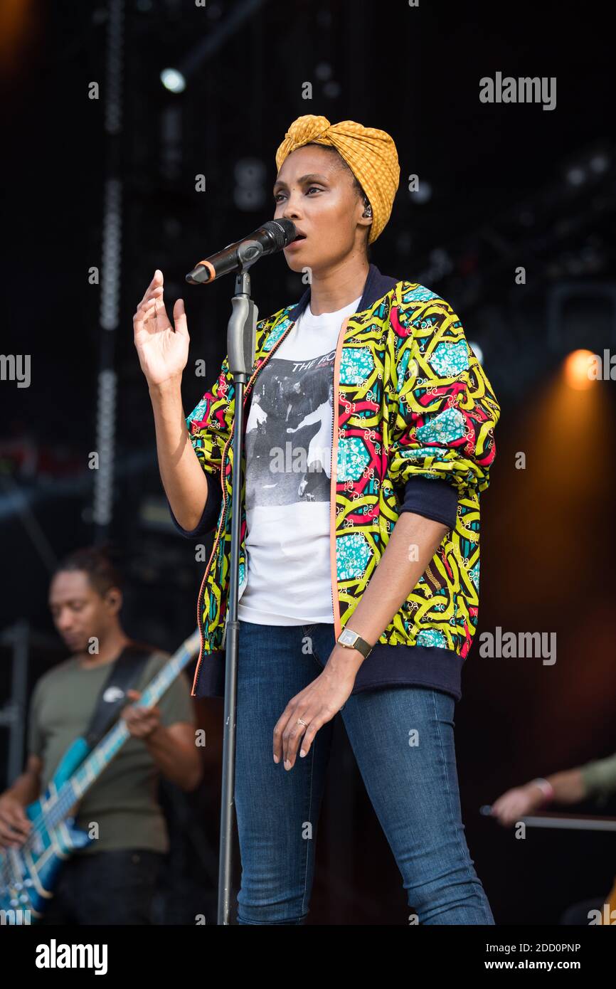 Imany concert hi-res stock photography and images - Alamy