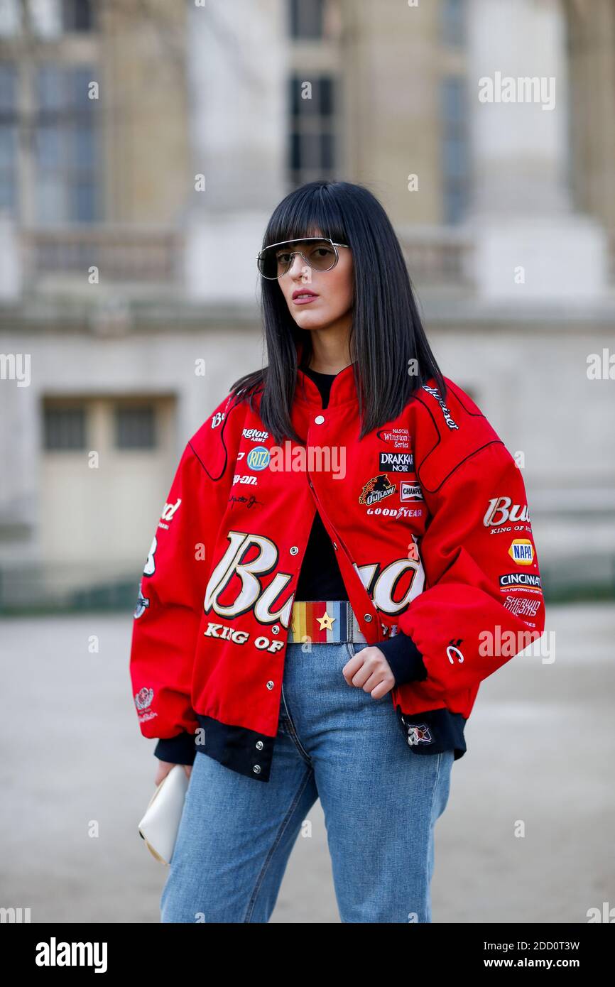 Street style, Laura Comolli arriving at Elie Saab Fall-Winter 2018-2019 ...
