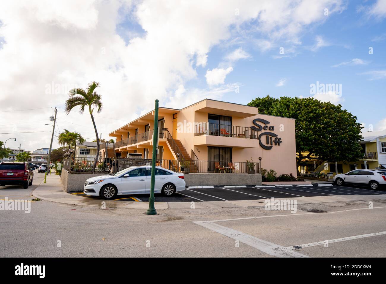 FORT LAUDERDALE, FL, USA - NOVEMBER 22, 2020: Photo of Sea Cliff Resort ...