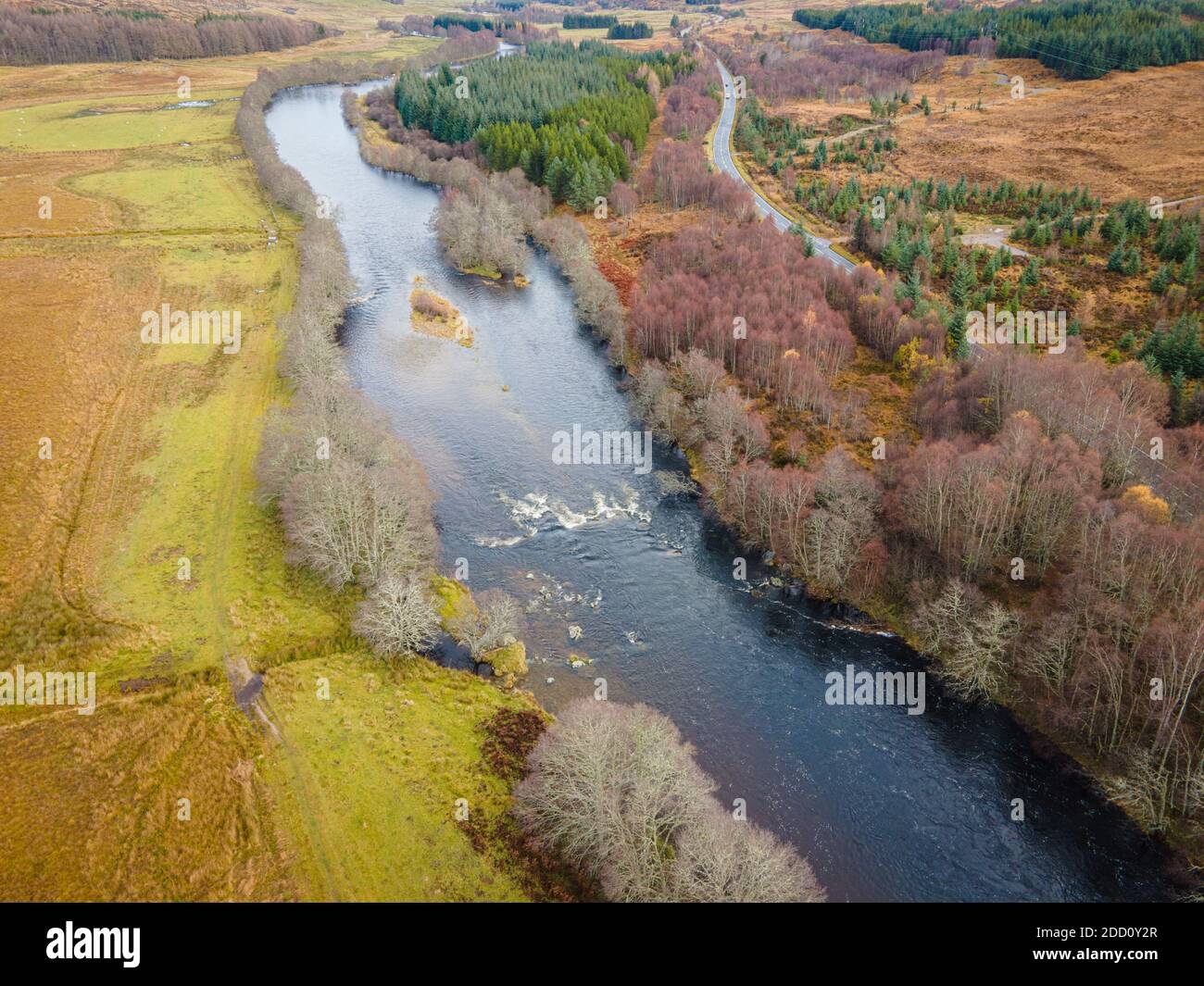 Road Running Alongside Flowing River Stock Photo - Alamy
