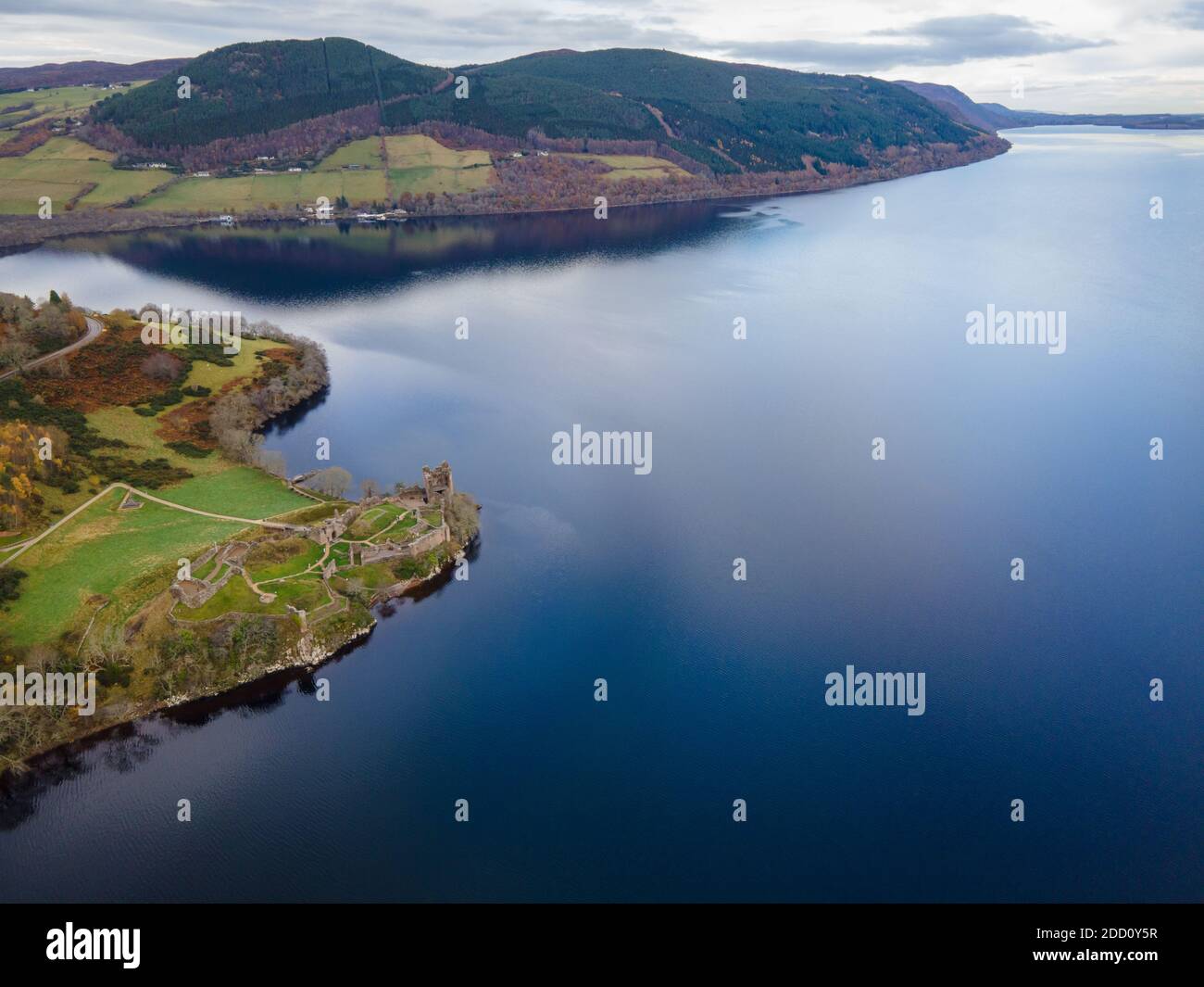 Loch ness aerial hi-res stock photography and images - Alamy