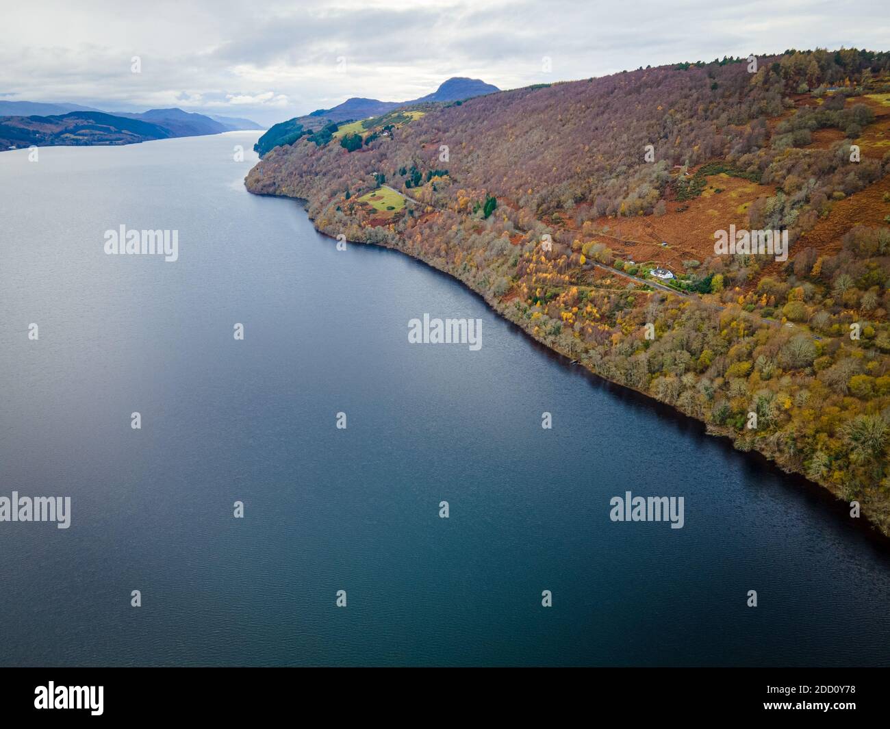 Loch ness aerial hi-res stock photography and images - Alamy