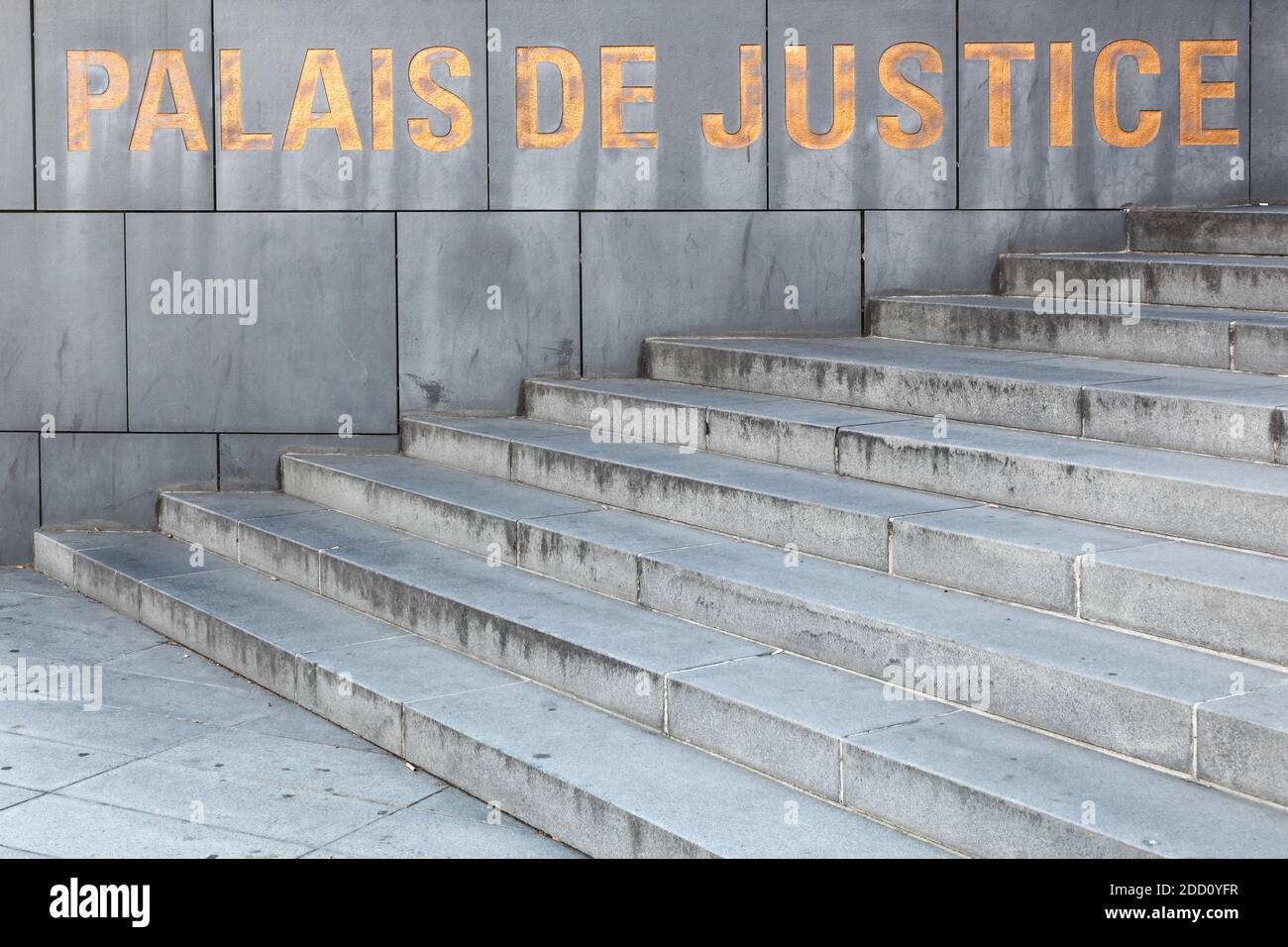 Judge of the cour hi-res stock photography and images - Alamy