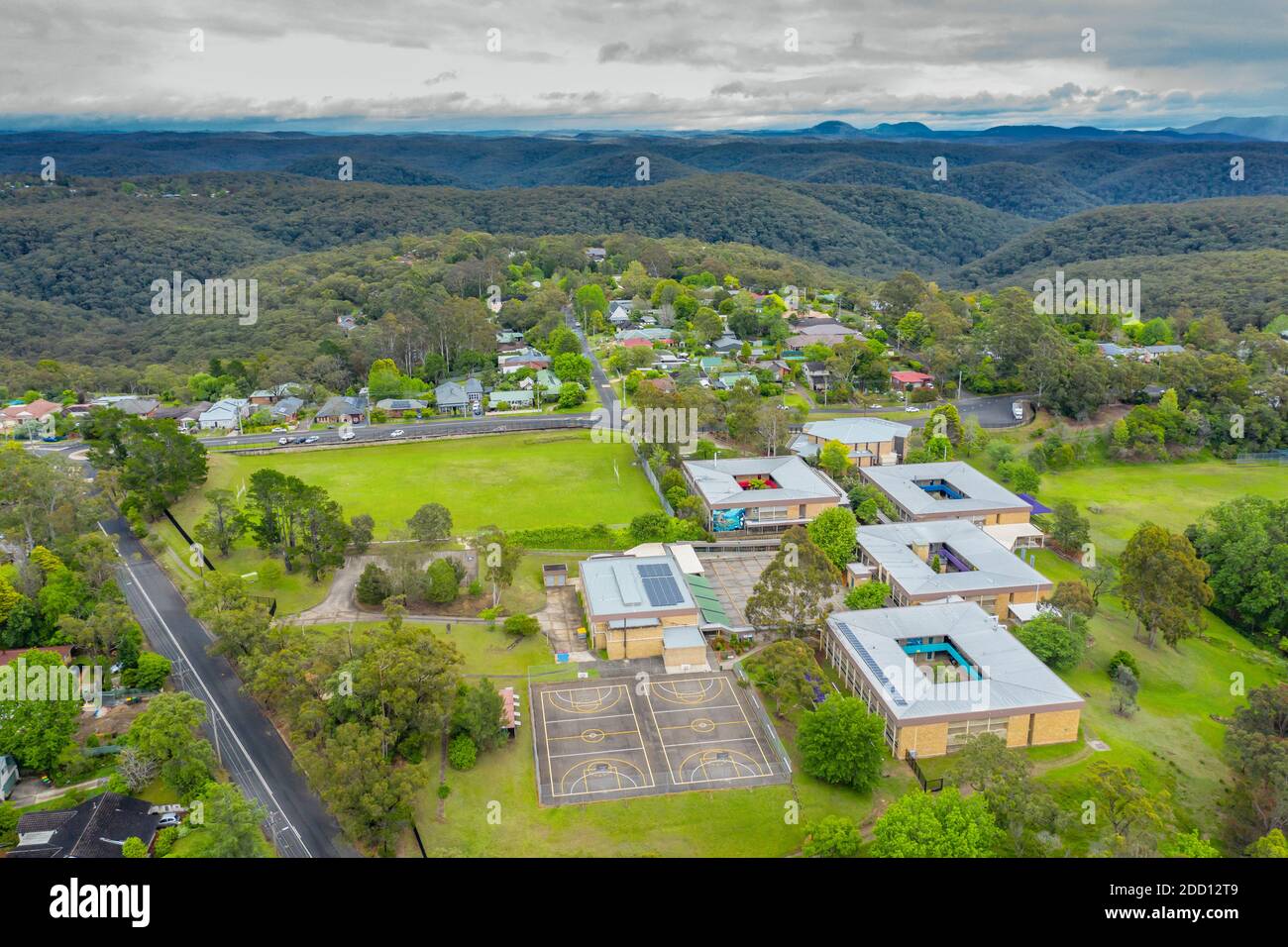 Aerial view of Springwood High School in The Blue Mountains in regional ...