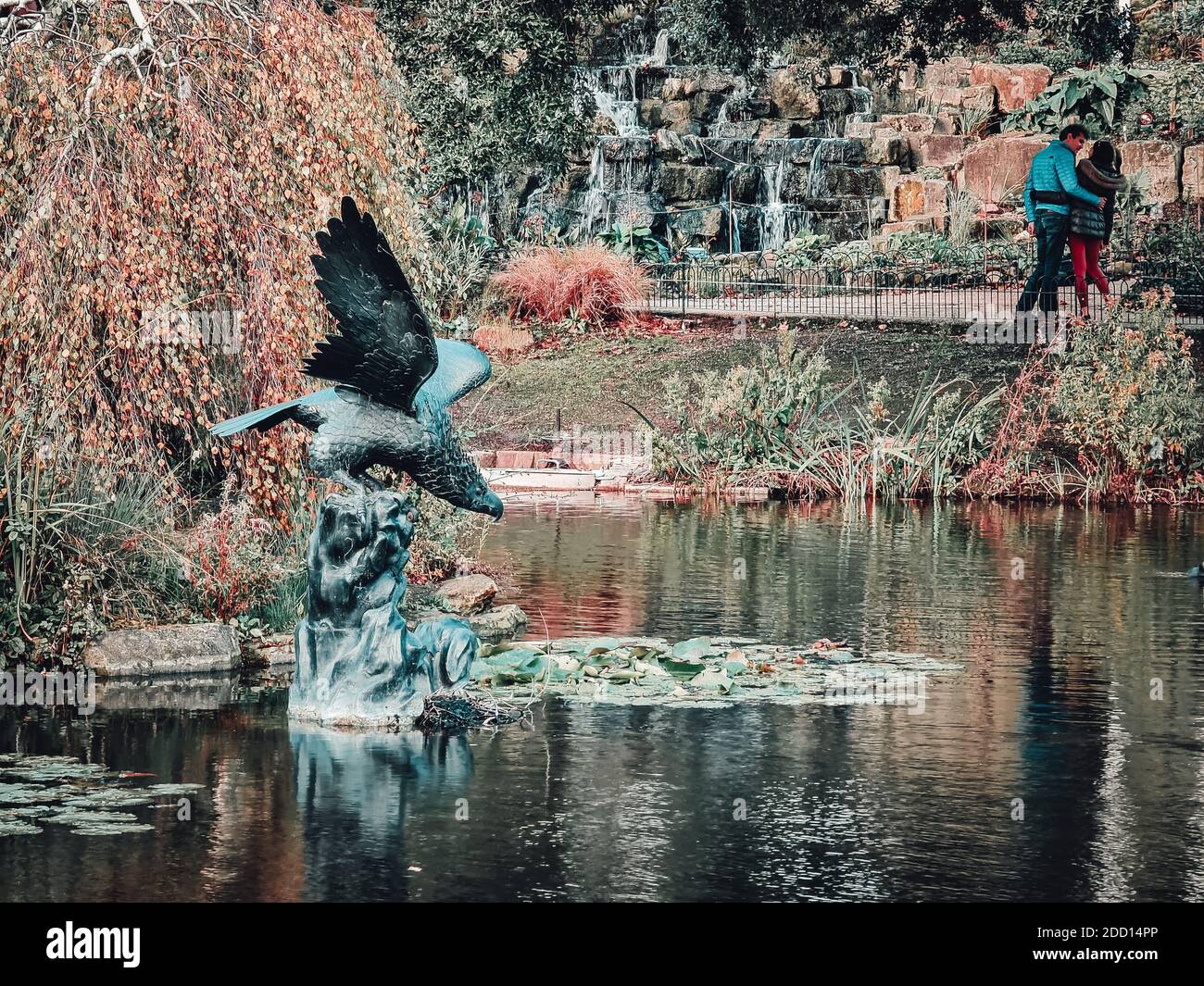 Eagle love hi-res stock photography and images - Alamy