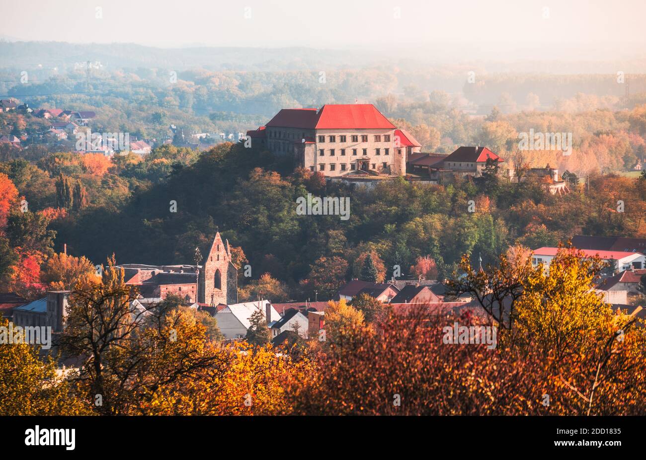 Sidelight windows hi-res stock photography and images - Alamy