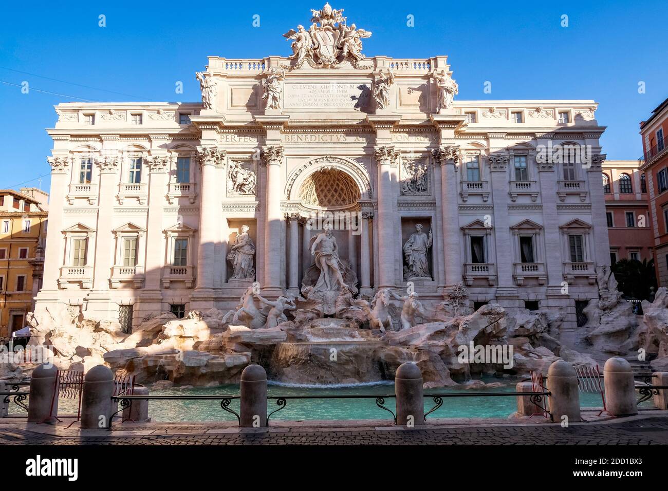 The Iconic Baroque Fountain with no People - Fontana di Trevi in the Morning - Beautiful Light ...