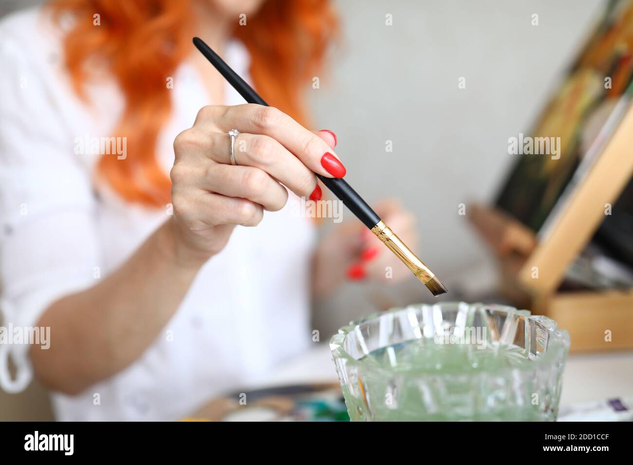 Talented woman hi-res stock photography and images - Alamy