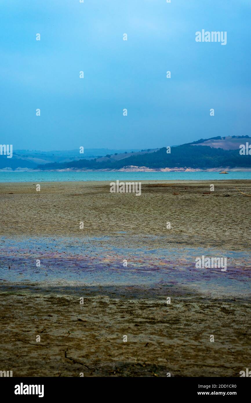 Guardialfiera Lake, Molise, Italy: dry lake Stock Photo - Alamy