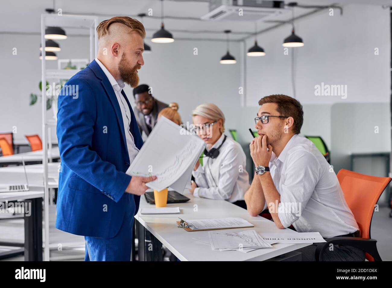 Embarrassed employee hi-res stock photography and images - Alamy