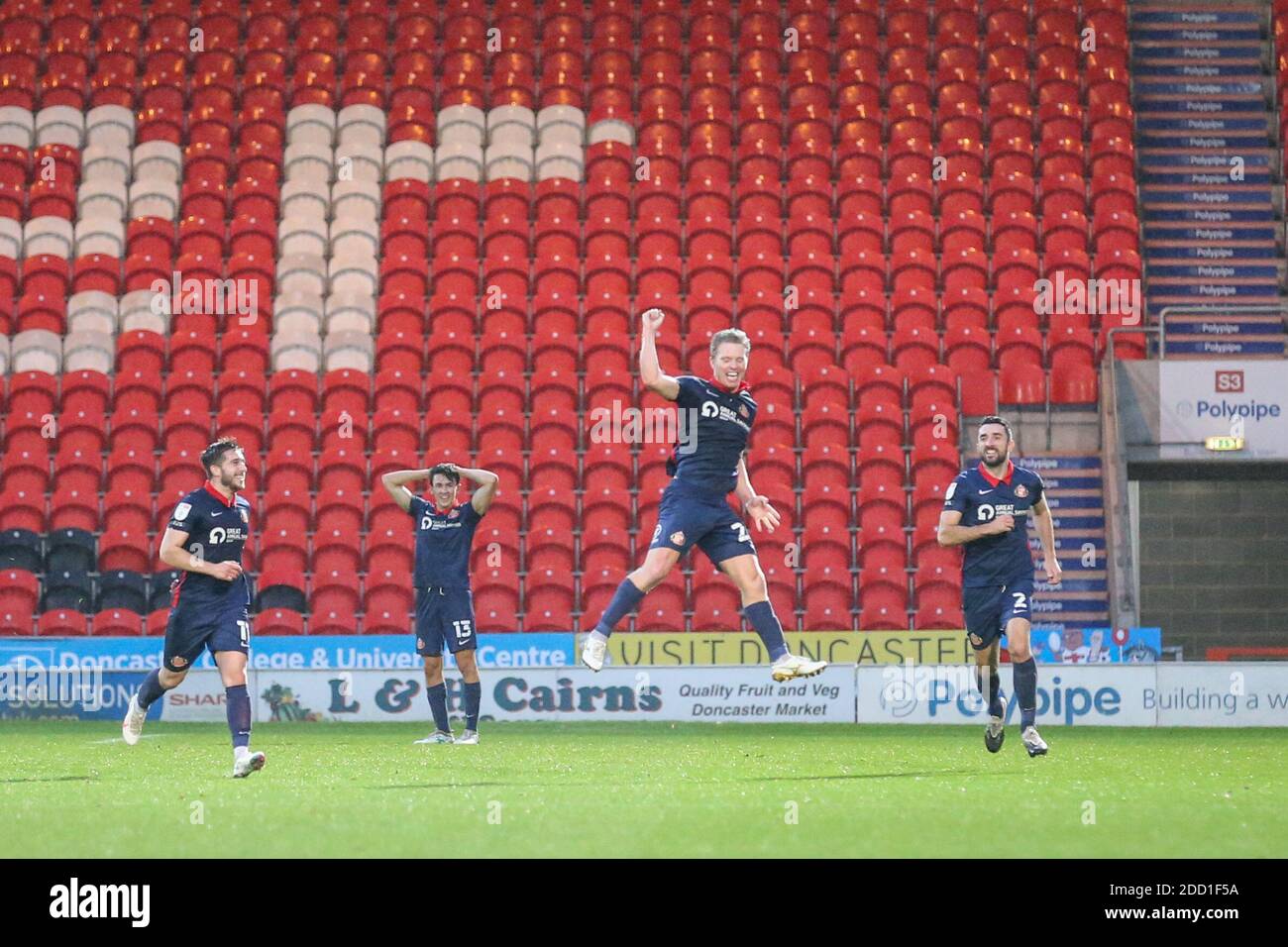 Grant leadbitter goal hi-res stock photography and images - Alamy