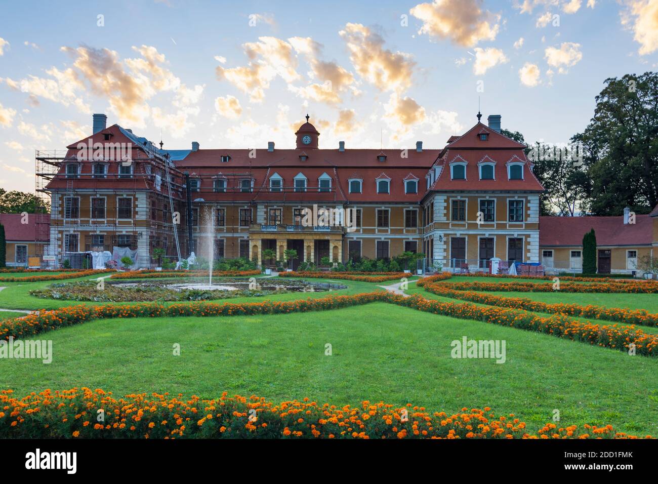 Raitz hi-res stock photography and images - Alamy