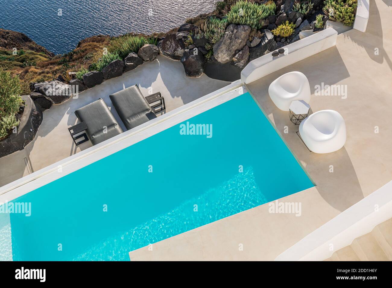 Santorini holiday swimming pool hi-res stock photography and images - Alamy