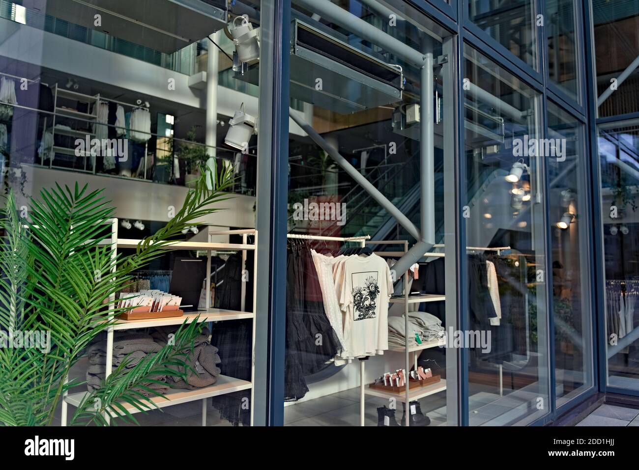 Oslo, Norway - Aug. 29th 2020: Empty clothing store closed due to ...
