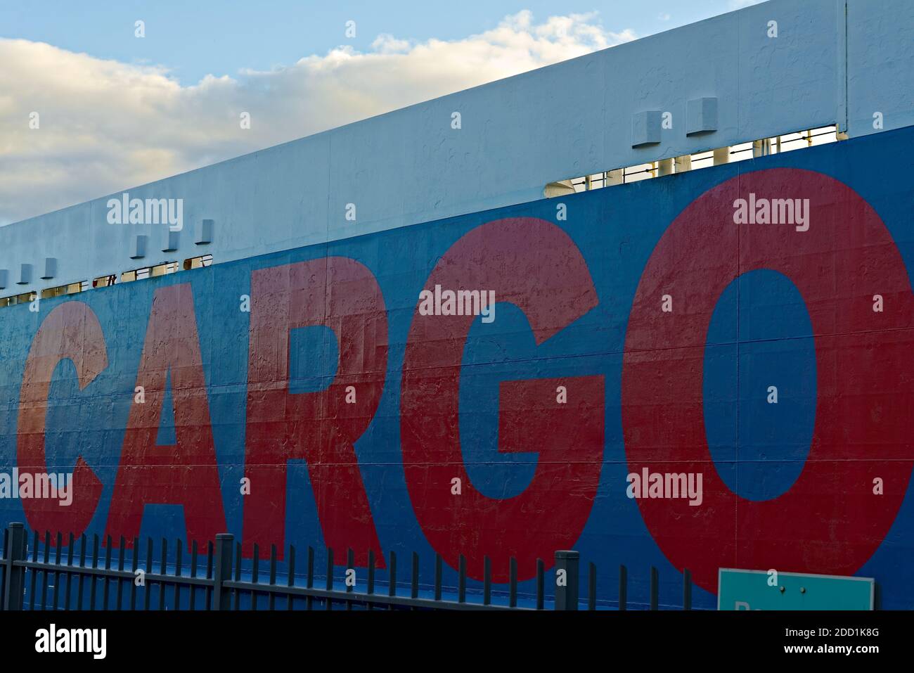 Oslo port container hi-res stock photography and images - Alamy