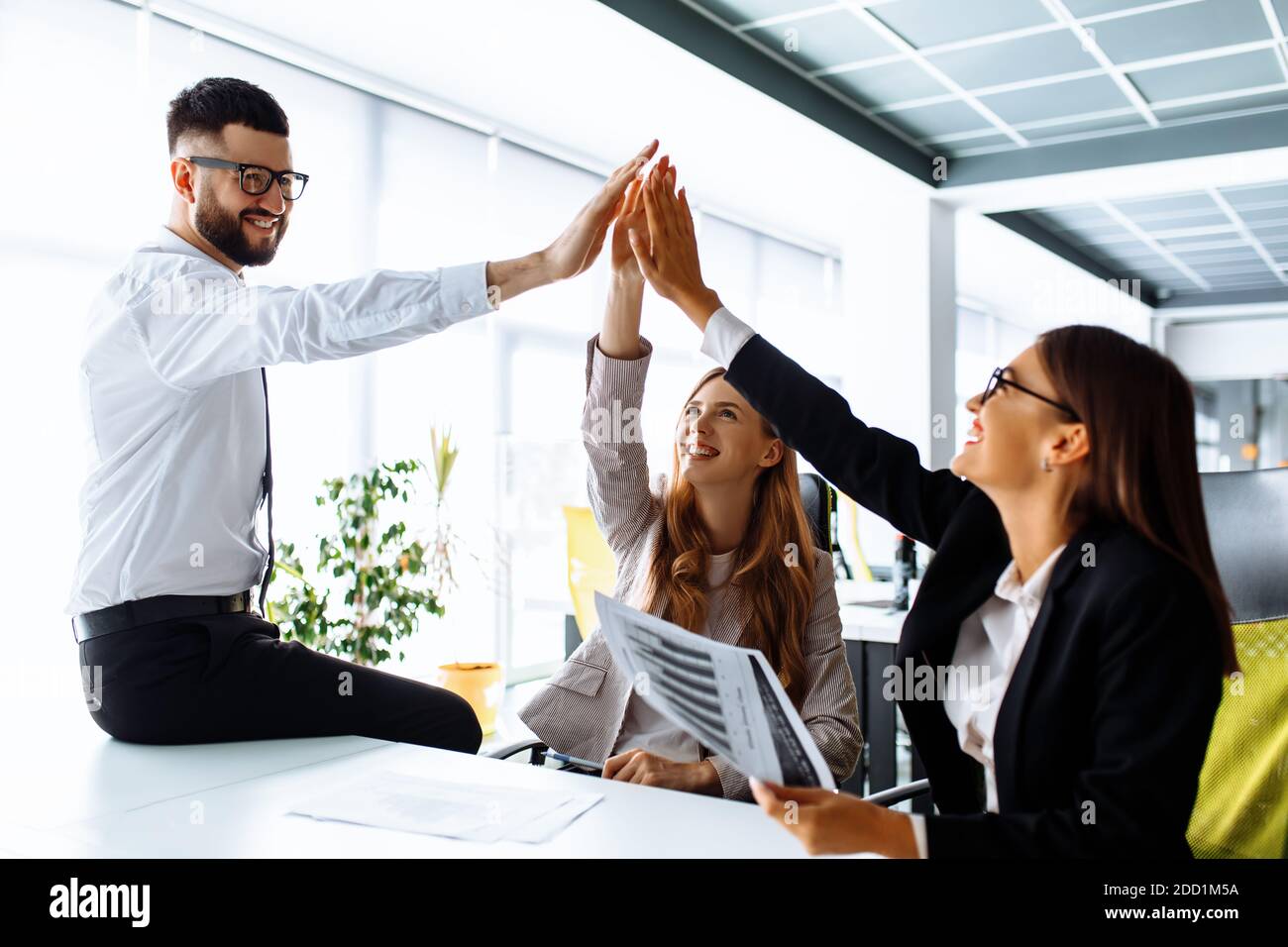 Successful entrepreneurs and business people who achieve their goals ...