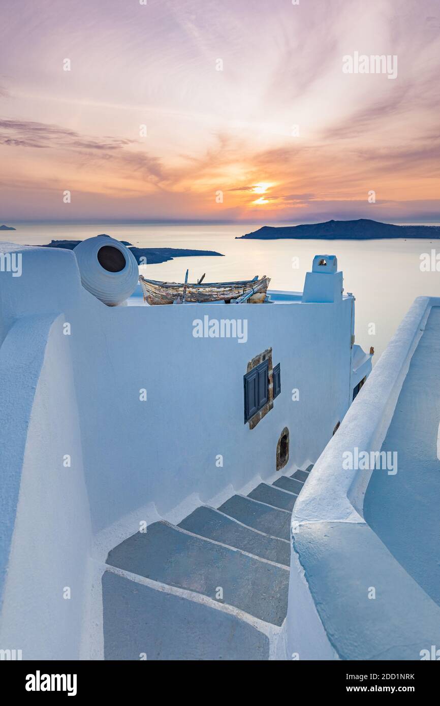 Amazing landscape of Fira, white architecture caldera view Santorini ...