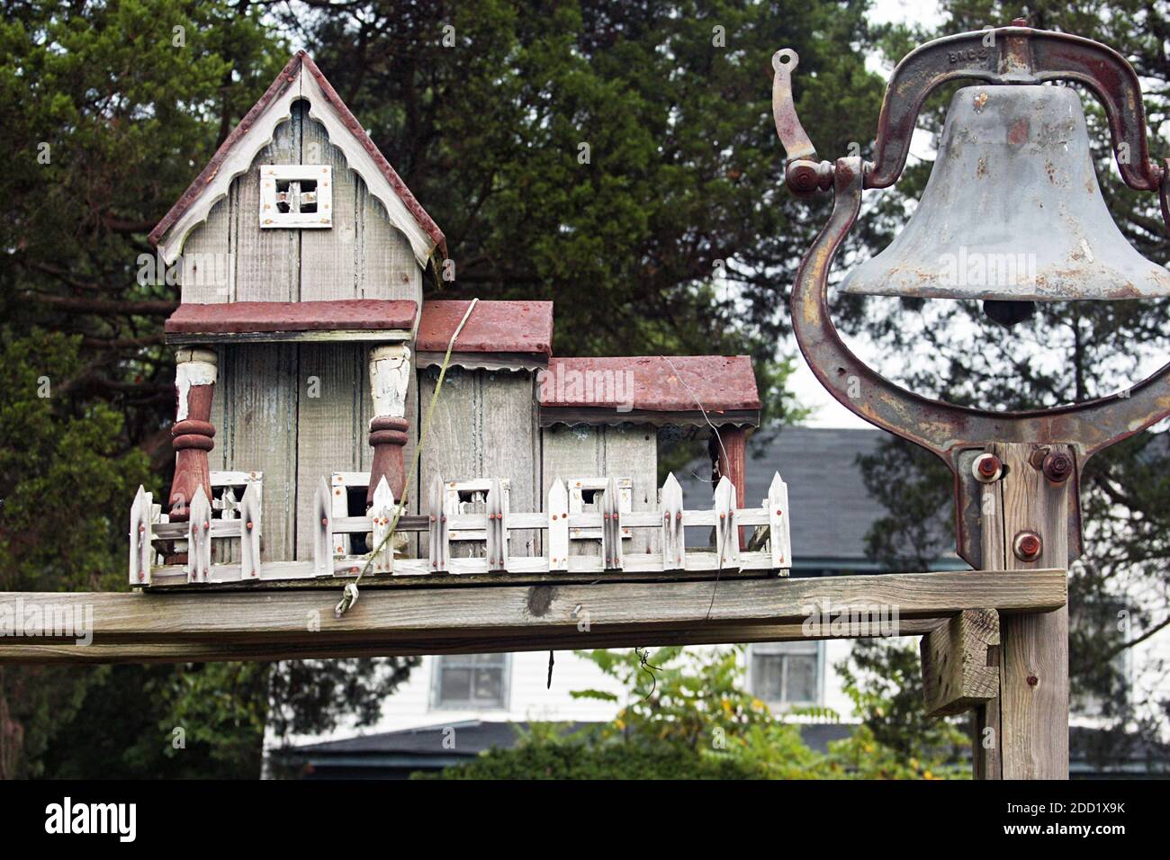 Virginia bell model hi-res stock photography and images - Alamy