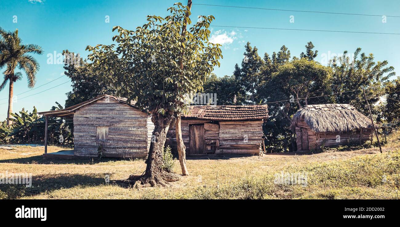 A typical cuban house in the rural regions of cuba Stock Photo - Alamy