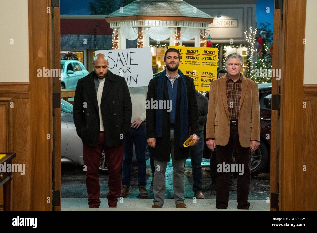 CHRISTMAS ON THE SQUARE, (aka DOLLY PARTON'S CHRISTMAS ON THE SQUARE ...