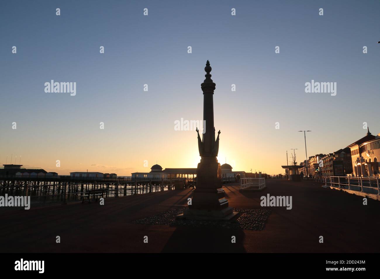 HASTINGS PIER AT SUNSET Stock Photo - Alamy