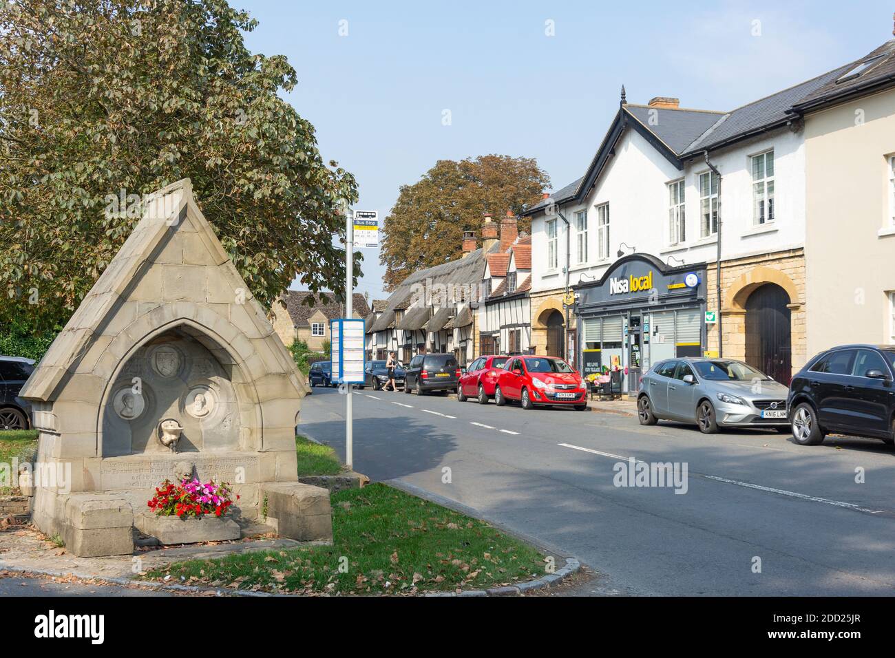 Memorial Fountain, High Street, Mickleton, Gloucestershire, England ...