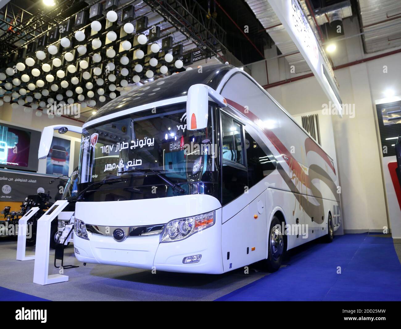 Bus forum hi-res stock photography and images - Alamy