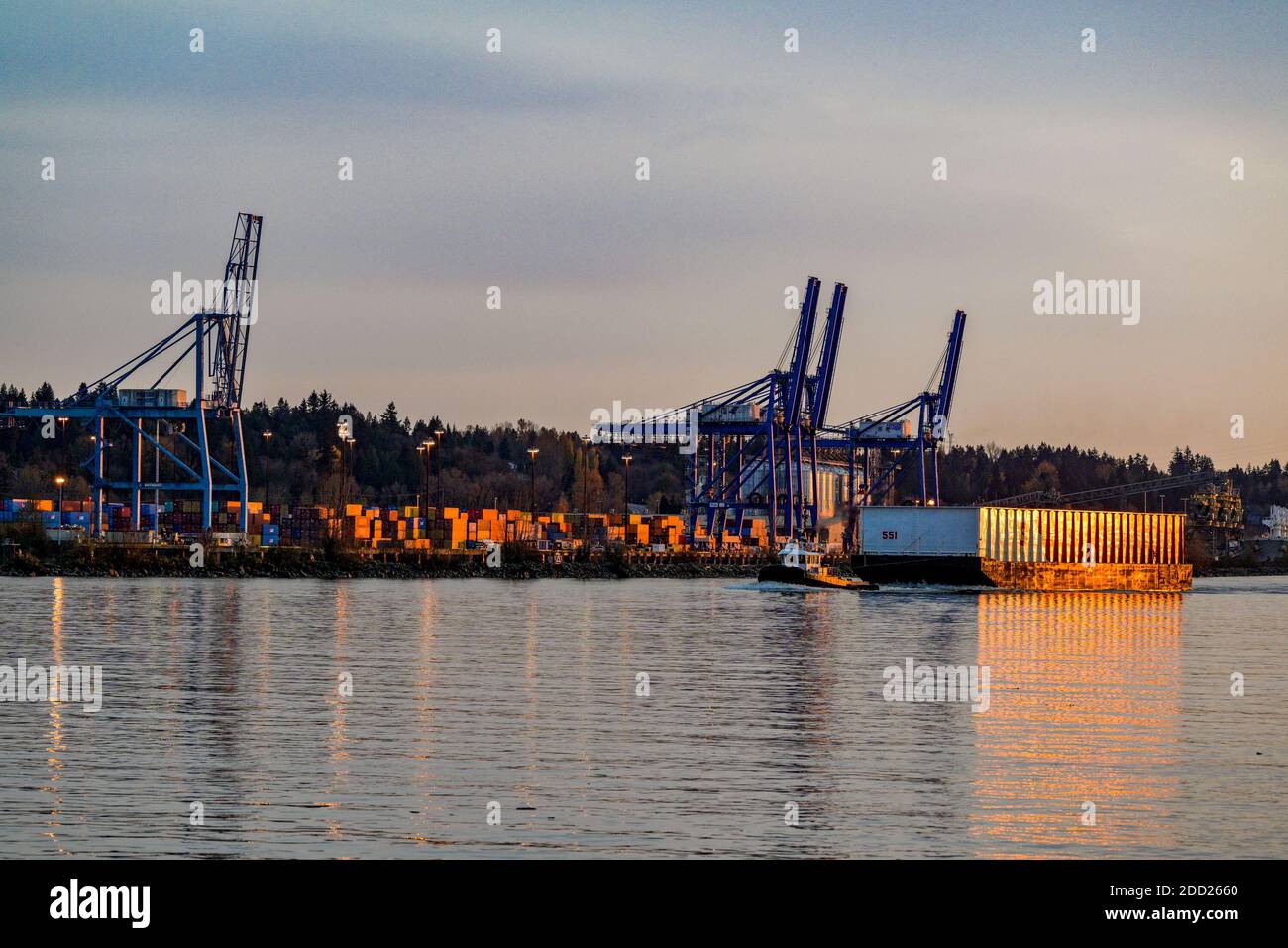 Fraser suirrey docks hi-res stock photography and images - Alamy