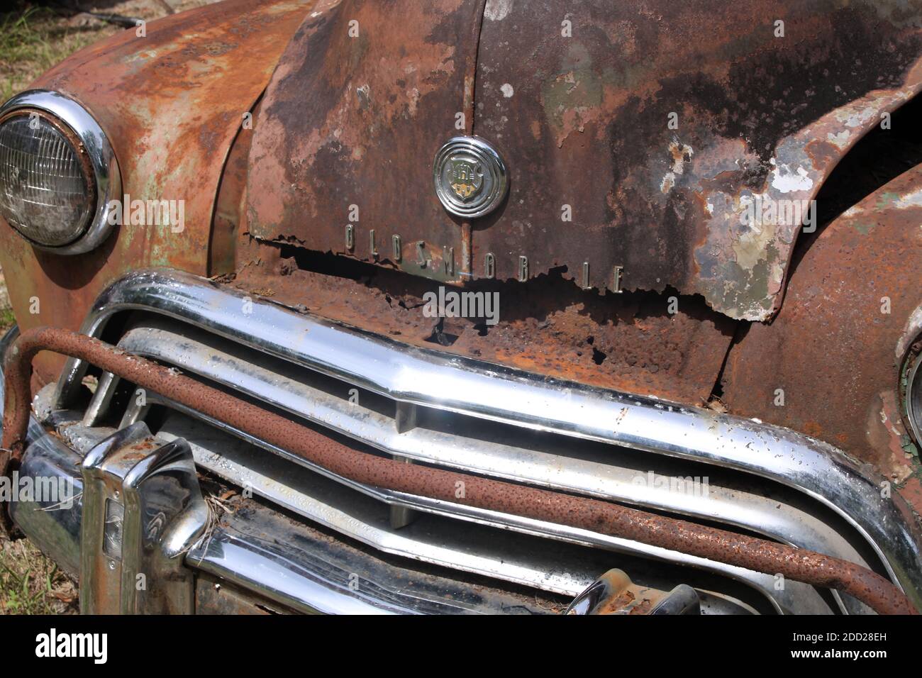 Tired old vehicles hi-res stock photography and images - Alamy