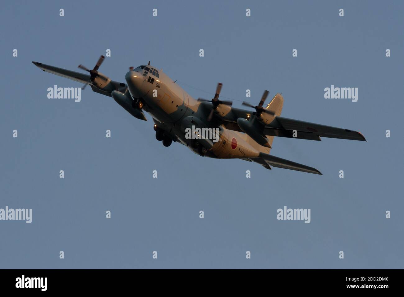Japanese hercules plane flying hi-res stock photography and images - Alamy