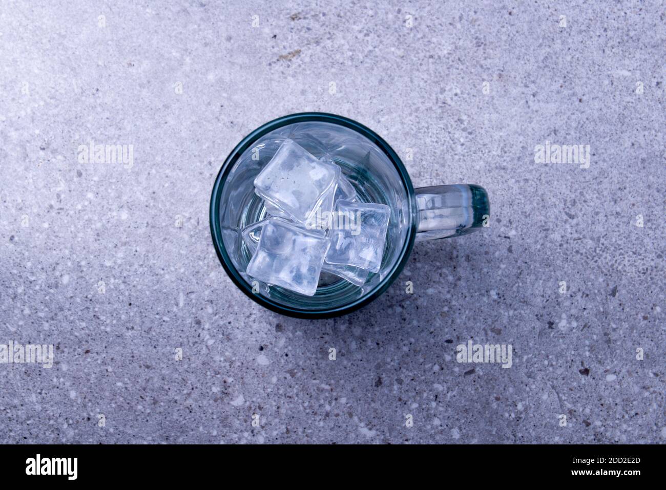 Ice desk hi-res stock photography and images - Alamy