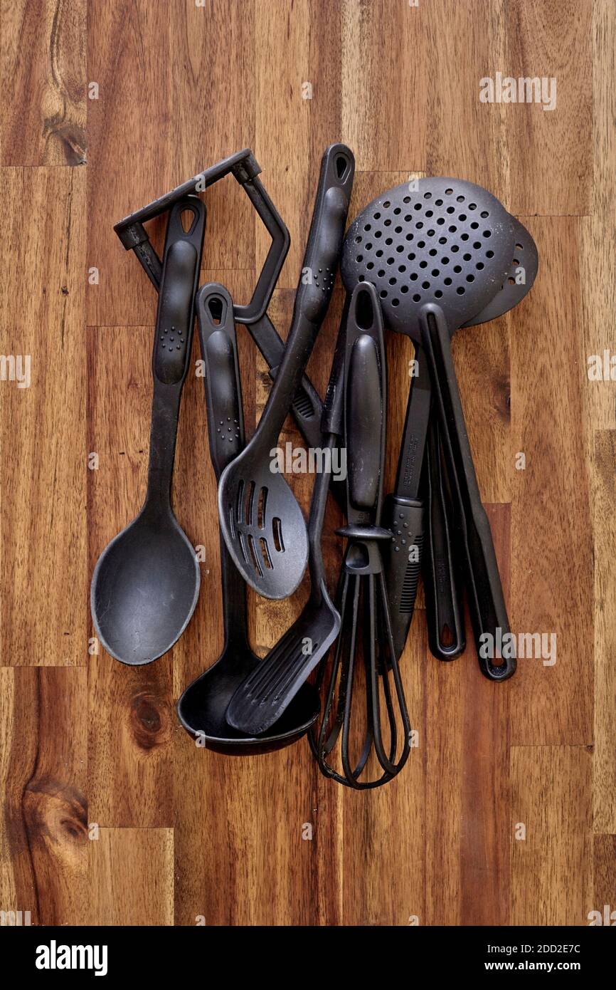 A studio photo of kitchen utensils Stock Photo - Alamy