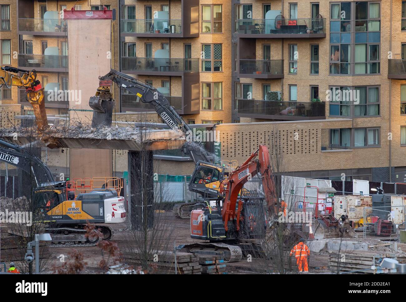Wembley Stadium, UK. 23rd Nov, 2020. Building works are carried out at ...