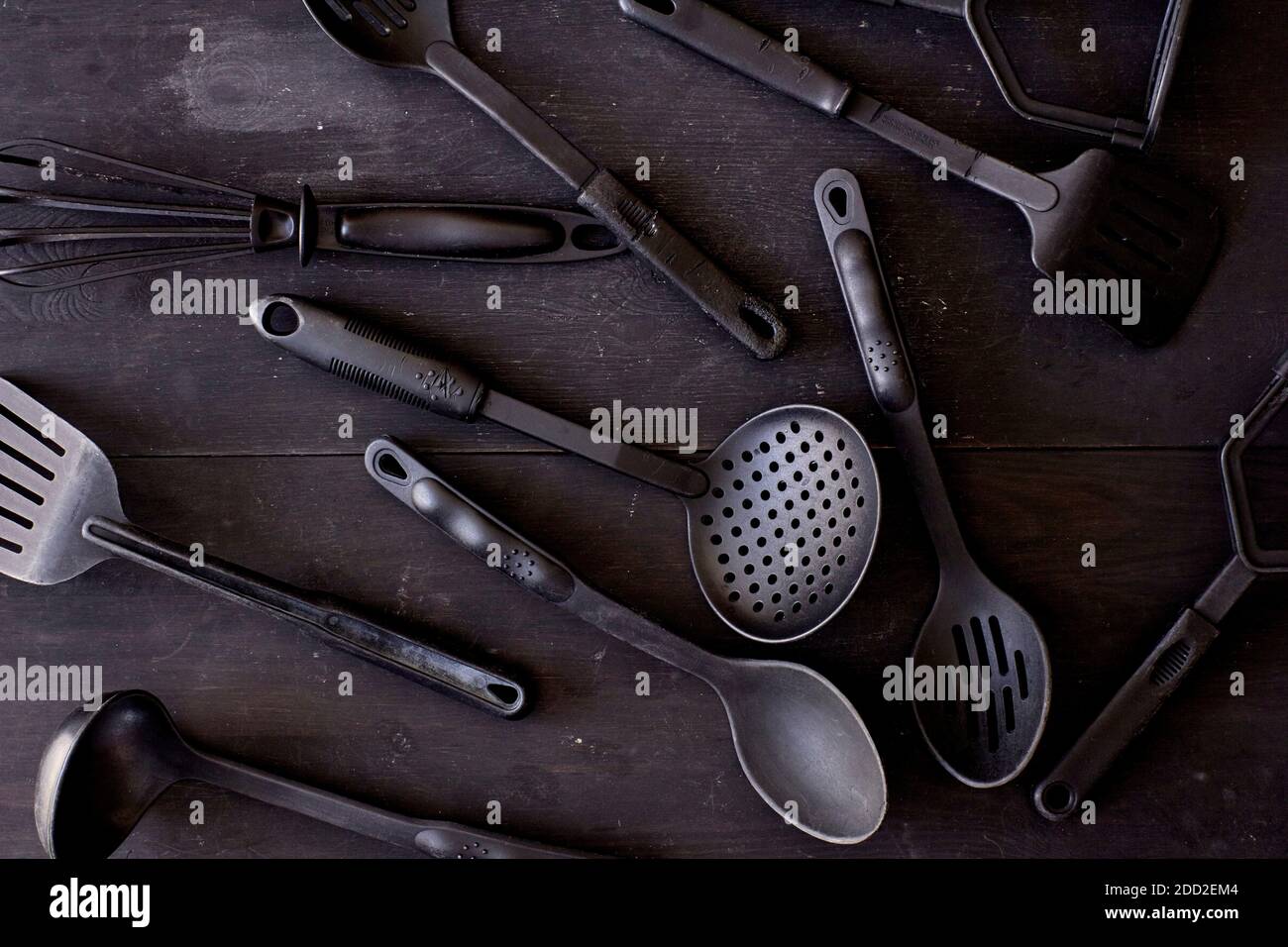 A studio photo of kitchen utensils Stock Photo - Alamy
