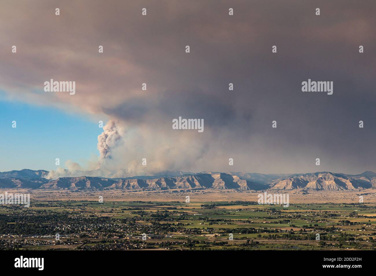 Pine Gulch Fire Stock Photo - Alamy