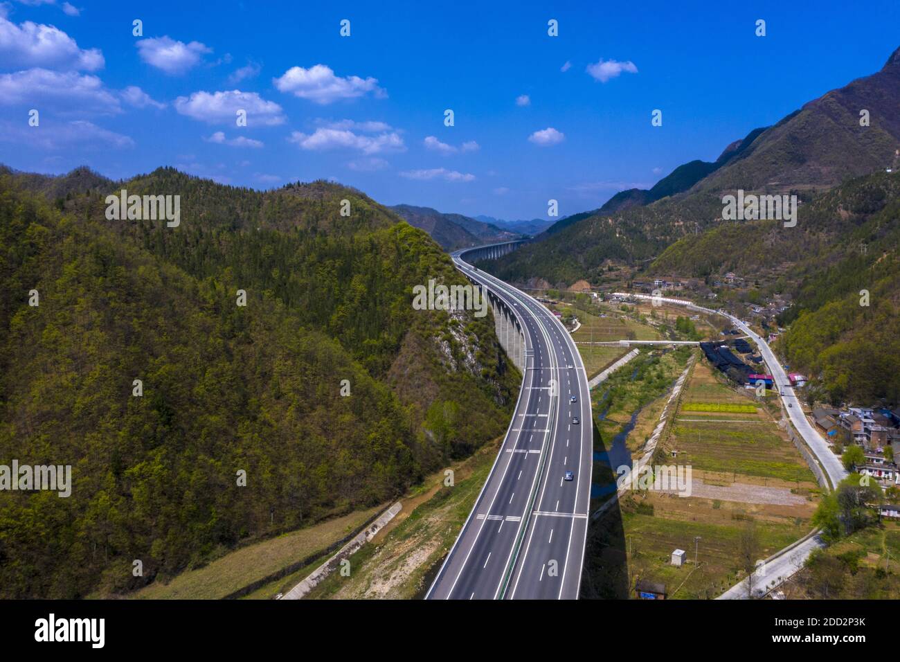 Through the call north expressway in the western mountains Stock Photo ...
